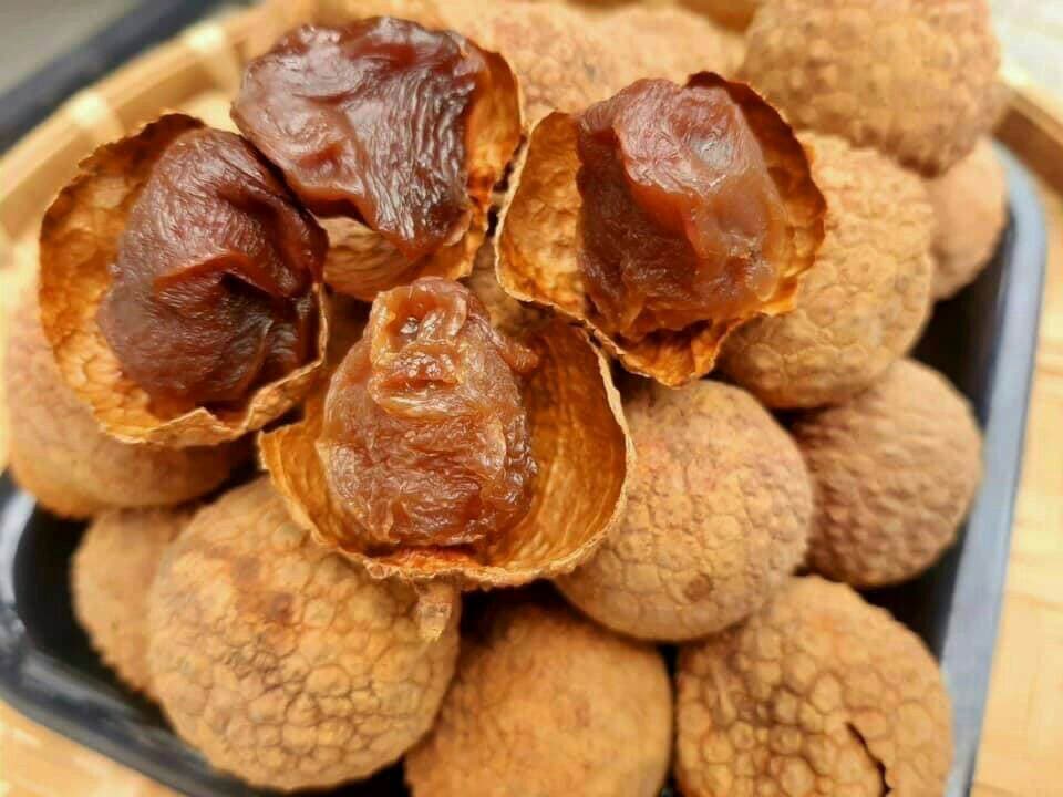 NATURAL DRIED LYCHEE WITH SHELL DELICIOUS GOOD PRICE FROM VIETNAM ...
