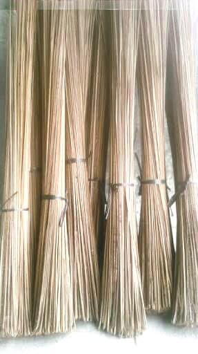High Quality Palm Ekel Broom Sticks / Palm Tree Sticks | tradekorea
