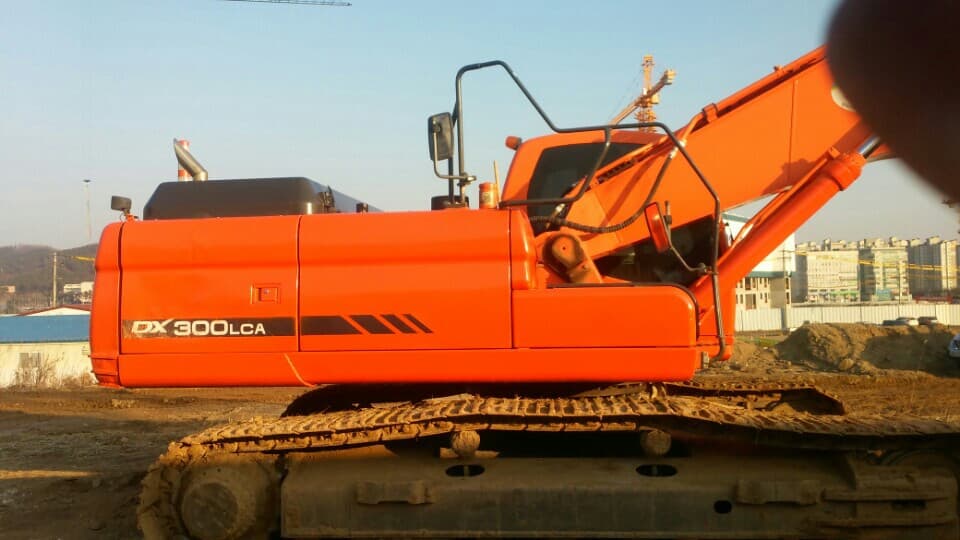 DOOSAN DX300LCA USED EXCAVATOR | tradekorea